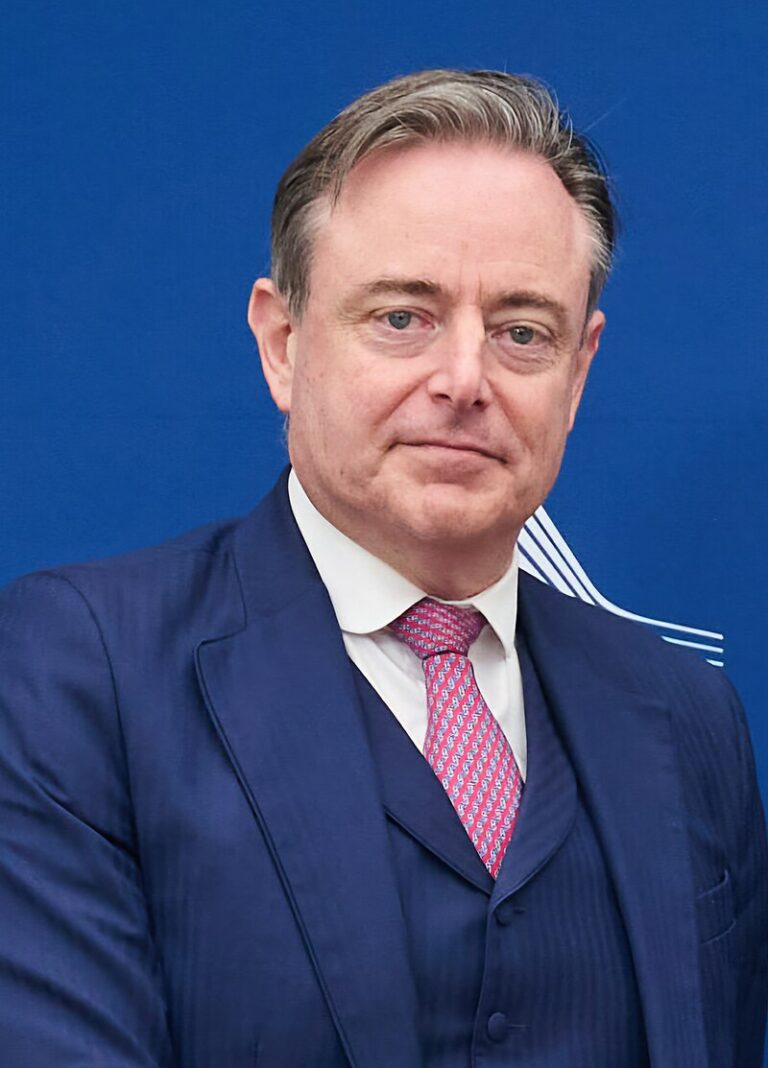 It is dangerous to change the rules of the game - Brussels Report